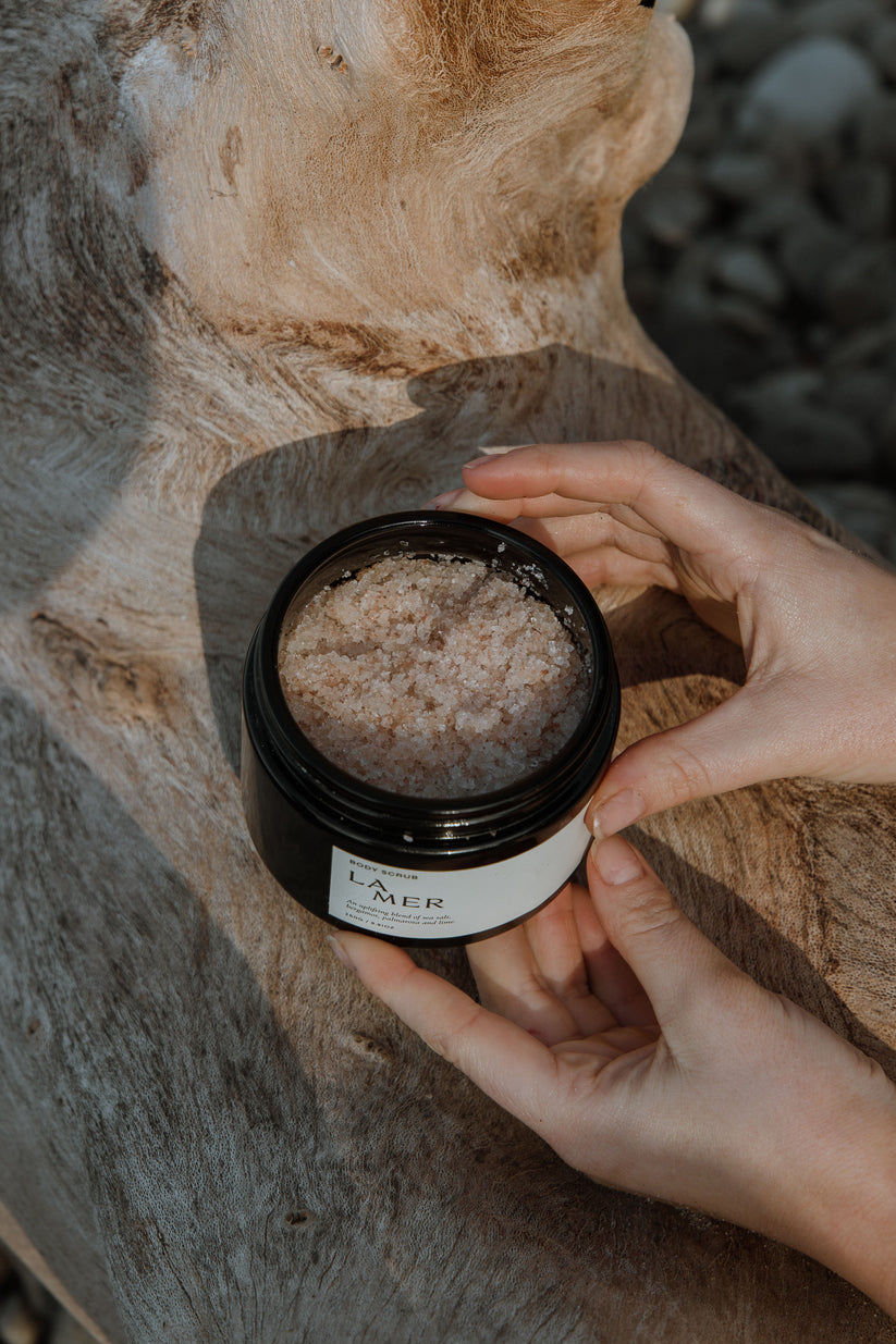 La Mer Body Scrub – BY THE BE.